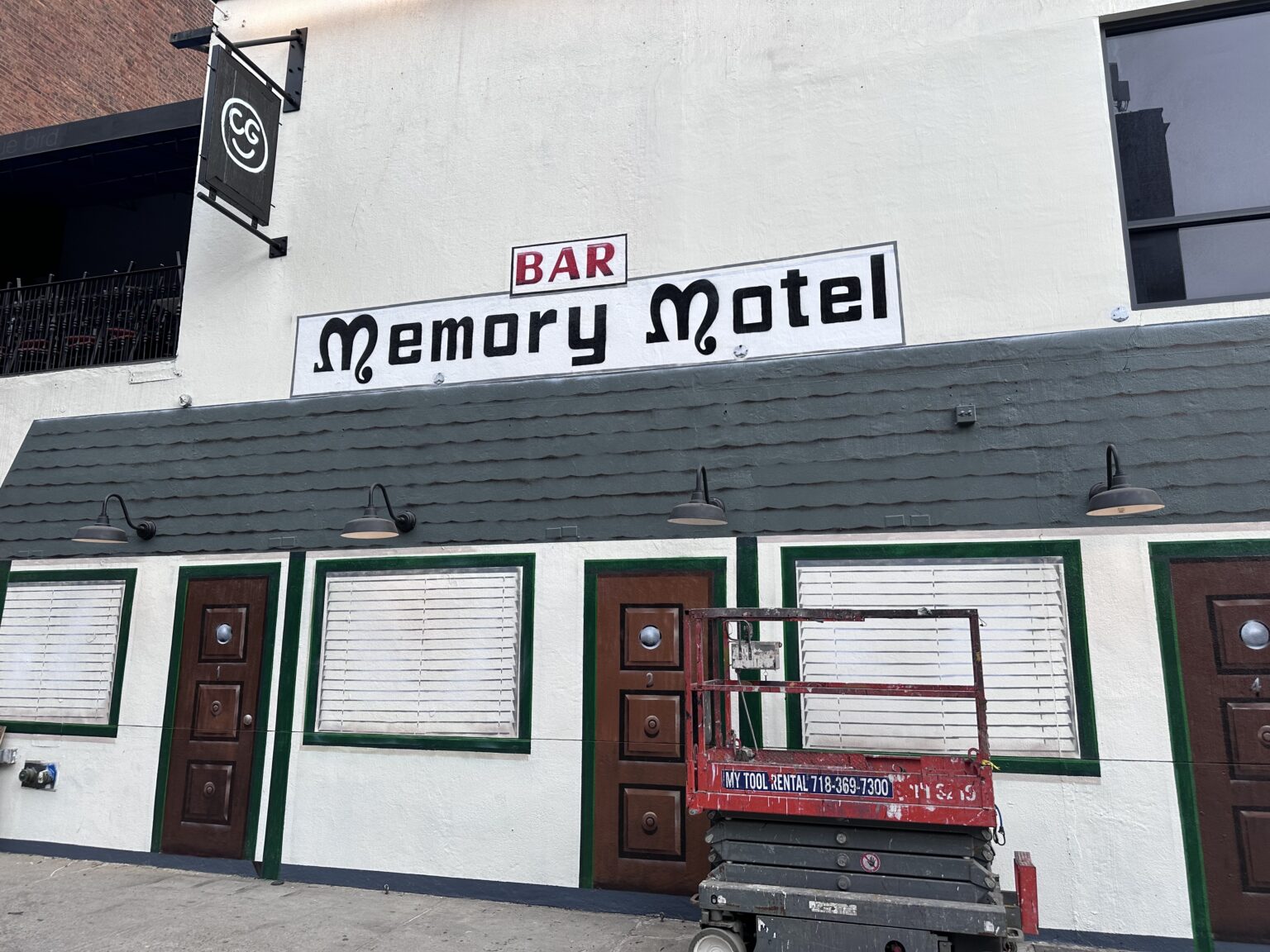 Short-term Memory: Montauk's Memory Motel pops up in Manhattan ...